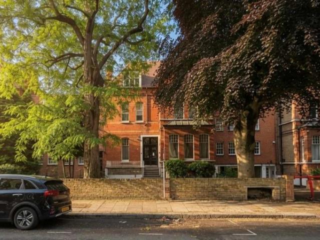 1 Bedroom Flat