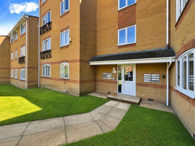 1 Bedroom Flat