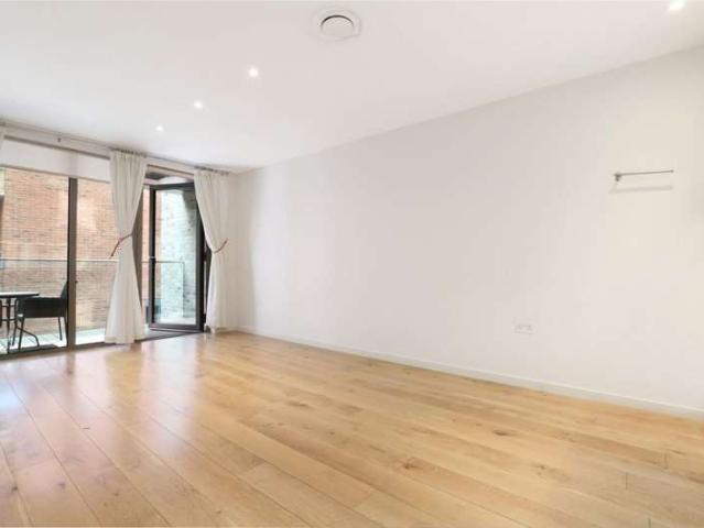 1 Bedroom Flat