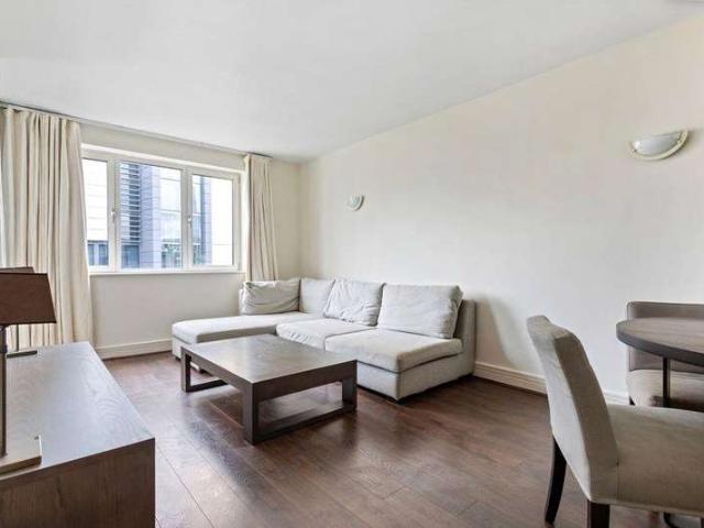 1 Bedroom Flat