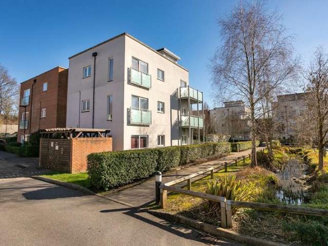 1 Bedroom Flat