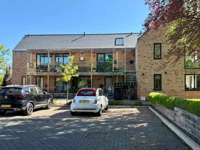 1 Bedroom Flat