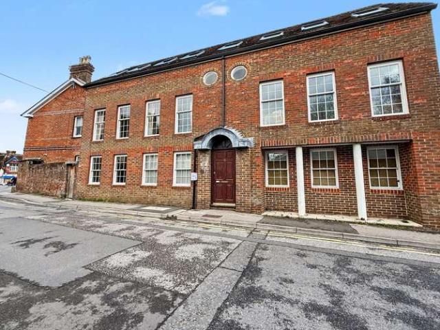 1 Bedroom Flat