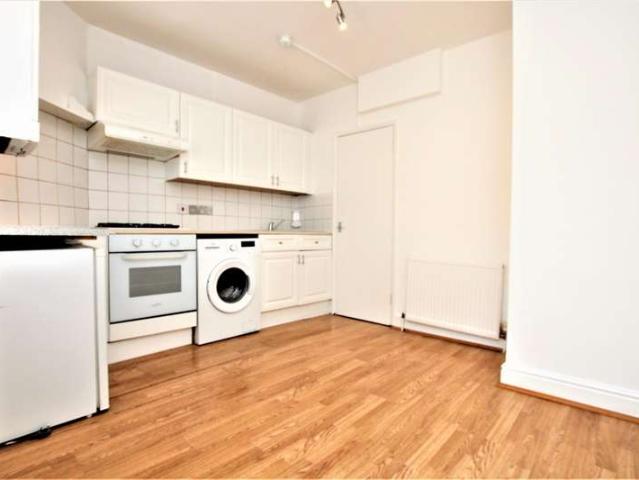 1 Bedroom Flat