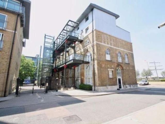 1 Bedroom Flat