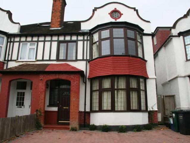 1 Bedroom Flat