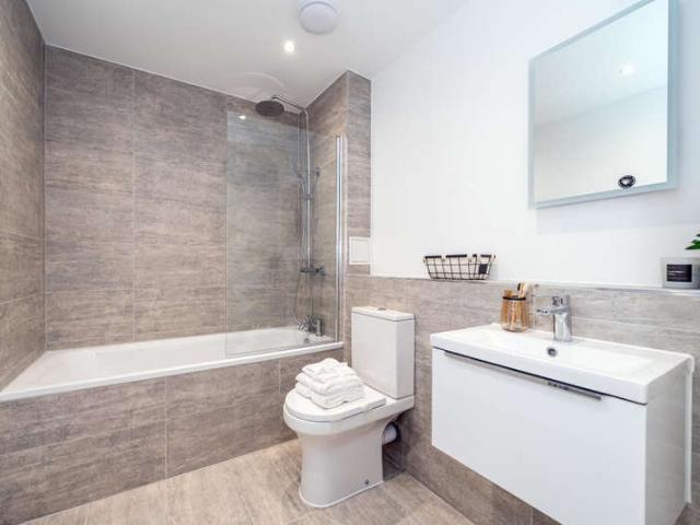 1 Bedroom Flat