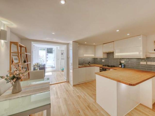 1 Bedroom Flat