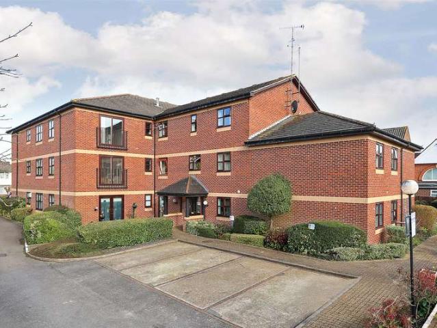 1 Bedroom Flat