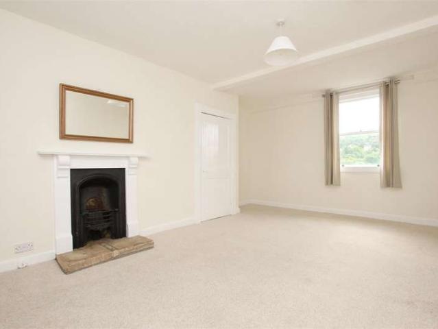 1 Bedroom Flat