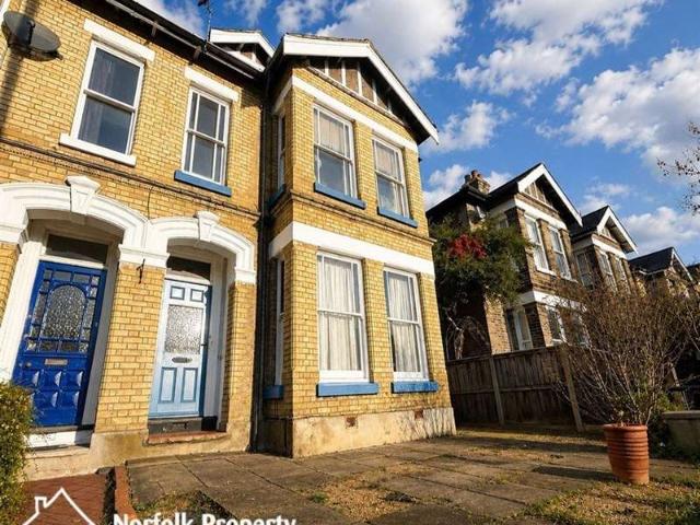 1 Bedroom Flat