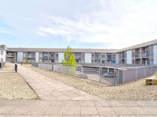 1 Bedroom Flat