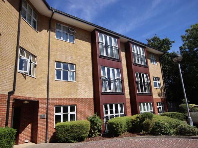 1 Bedroom Flat