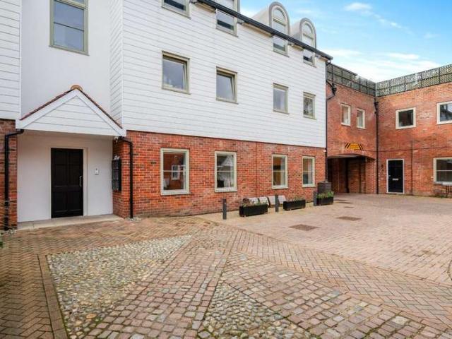 1 Bedroom Flat