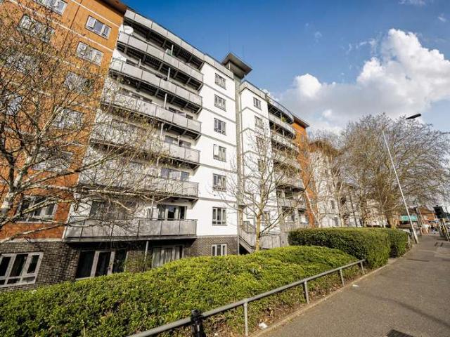 1 Bedroom Flat