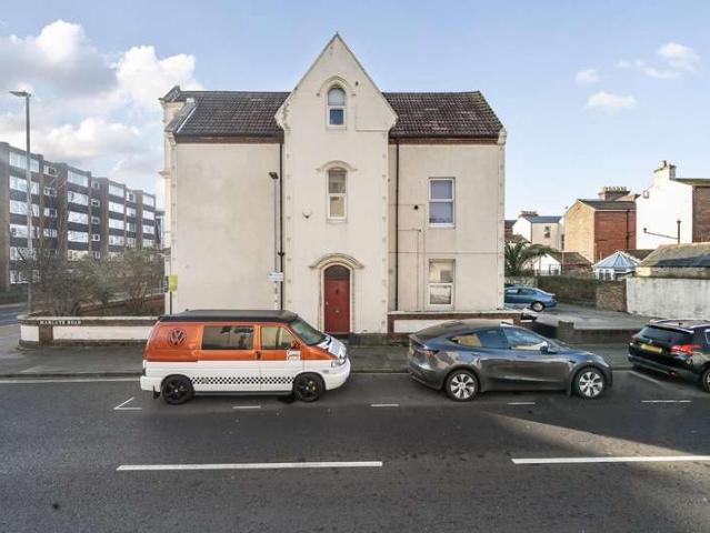 1 Bedroom Flat