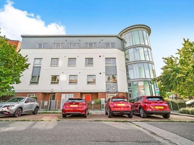 1 Bedroom Flat