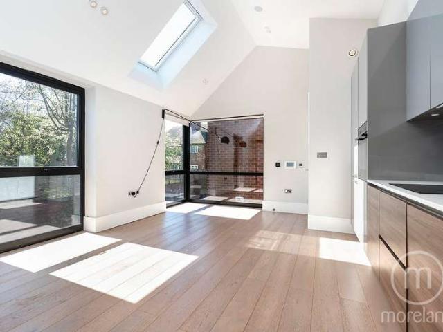 1 Bedroom Flat