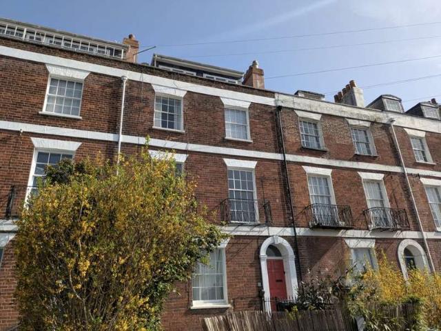 1 Bedroom Flat