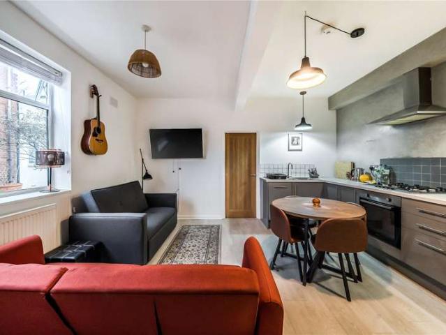 1 Bedroom Flat