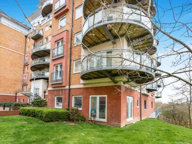 1 Bedroom Flat