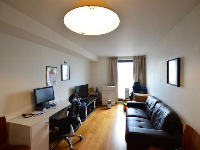 1 Bedroom Flat