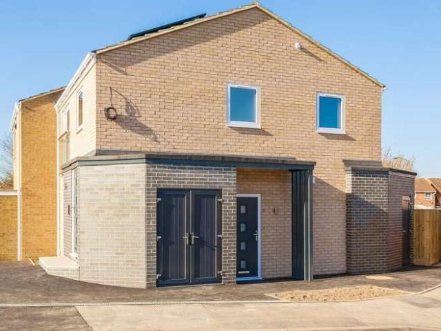 1 Bedroom Flat