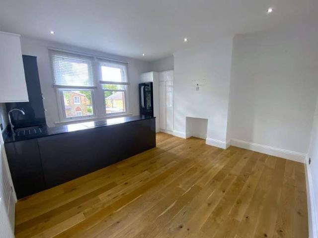 1 Bedroom Flat