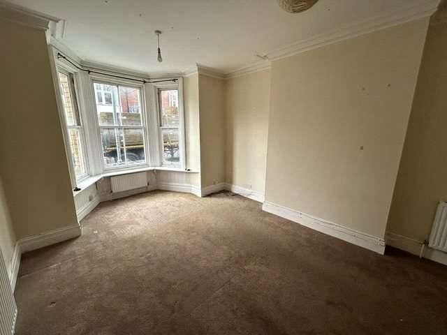 1 Bedroom Flat