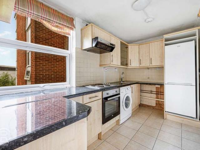 1 Bedroom Flat