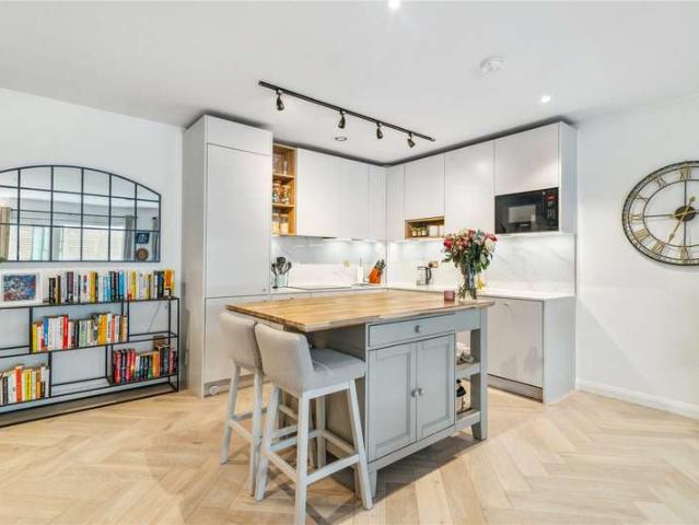1 Bedroom Flat