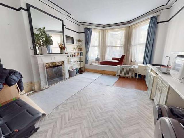 1 Bedroom Flat