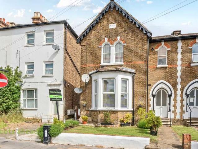 1 Bedroom Flat