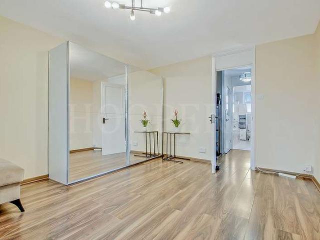 1 Bedroom Flat
