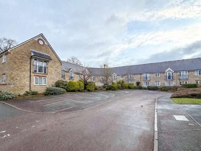 1 Bedroom Flat
