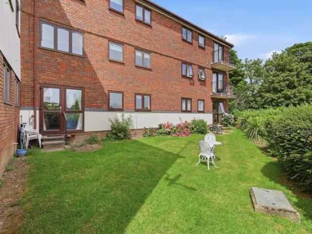 1 Bedroom Flat