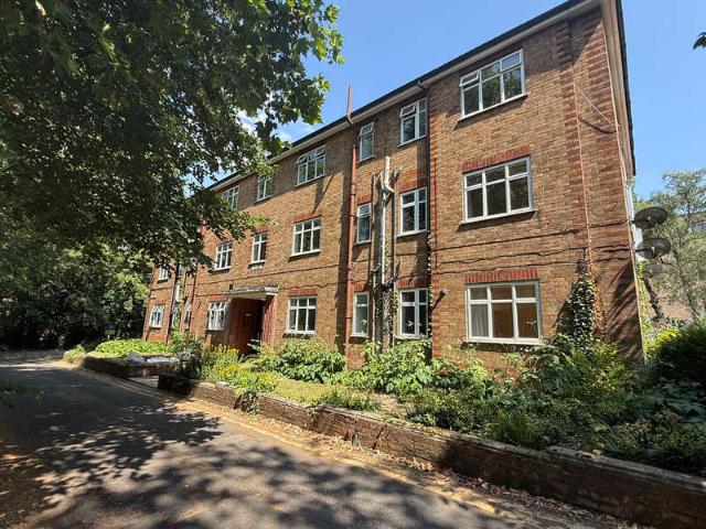 1 Bedroom Flat