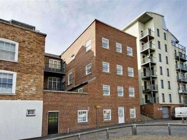 1 Bedroom Flat