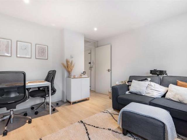 1 Bedroom Flat