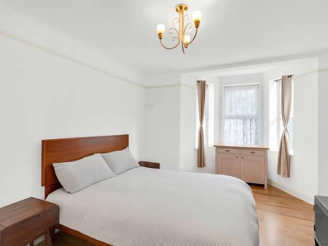 1 Bedroom Flat