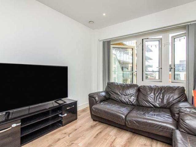 1 Bedroom Flat