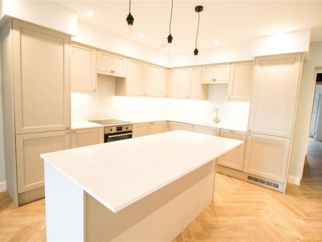 1 Bedroom Flat