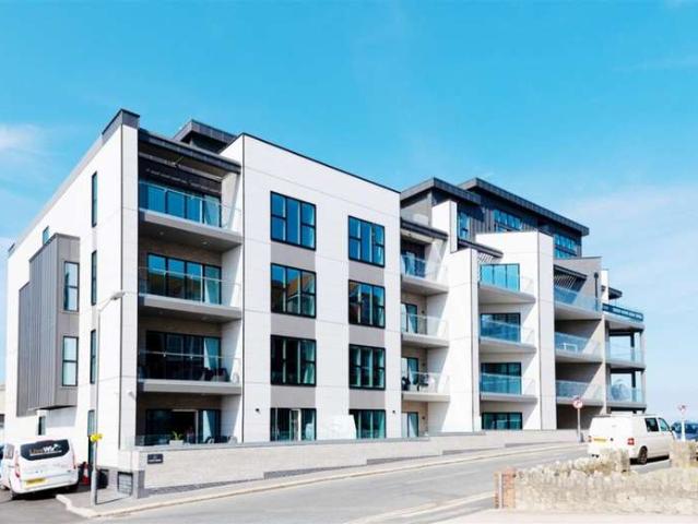 1 Bedroom Flat