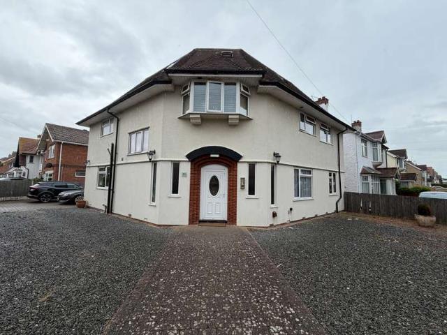 1 Bedroom Flat