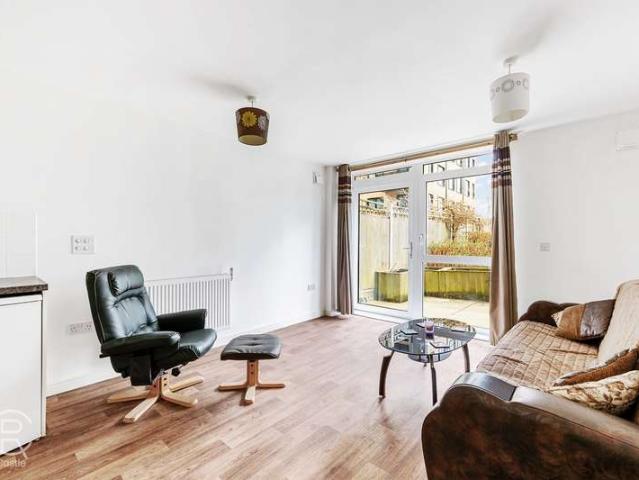 1 Bedroom Flat