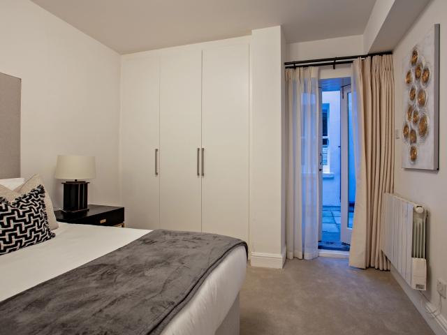 1 Bedroom Flat