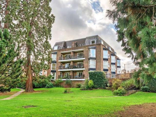 1 Bedroom Flat