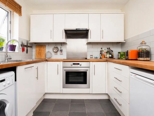1 Bedroom Flat