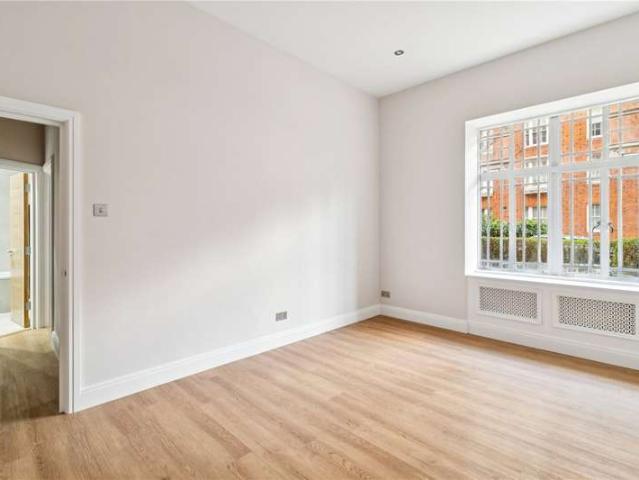 1 Bedroom Flat