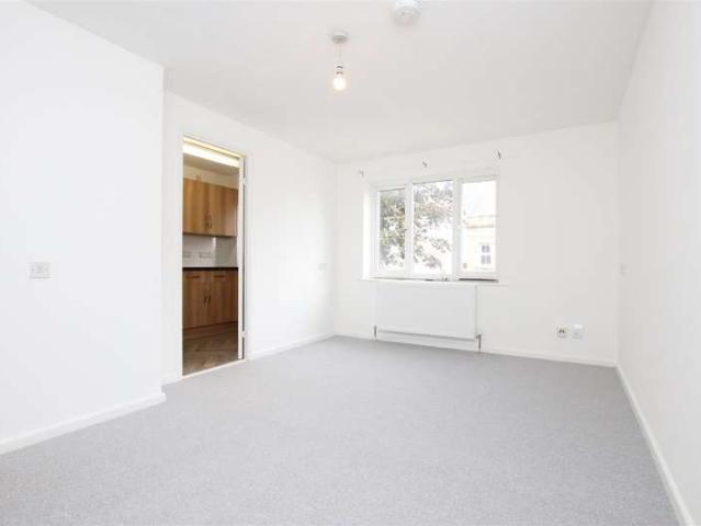 1 Bedroom Flat